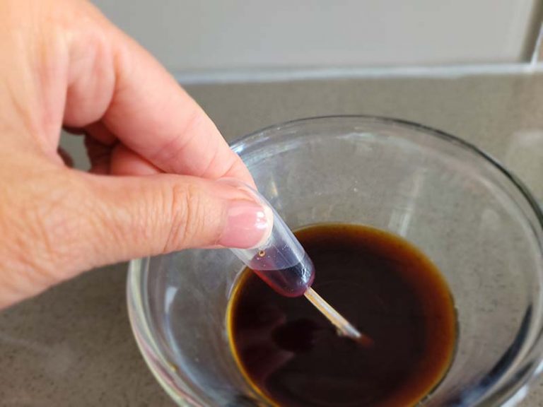 ShuttheF*ckUpcakes (Cupcakes with pipettes) - Cuss Kitchen®